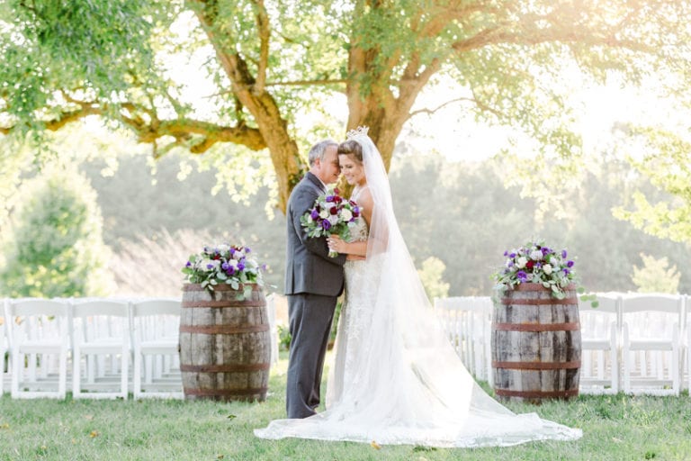 Flora Corner Farm Wedding – Kelsey & Mike | Birds of a Feather ...