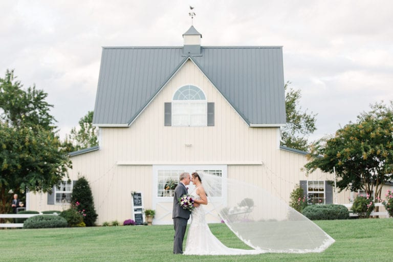 Flora Corner Farm Wedding – Kelsey & Mike | Birds of a Feather ...